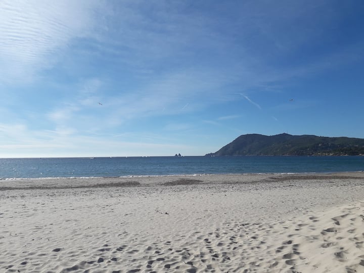 Superbe Villa Presqu'île Accés Direct Mer & Pinède - La Seyne-sur-Mer