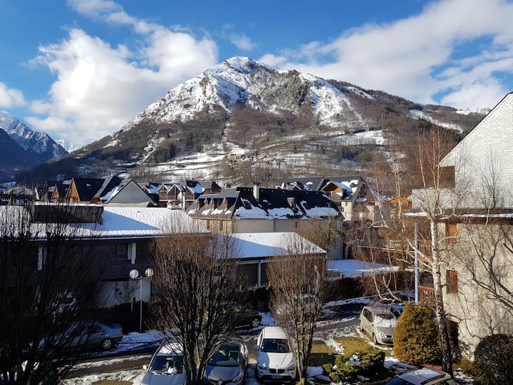 Appart Centre Ville St Lary Village - Pic du Midi