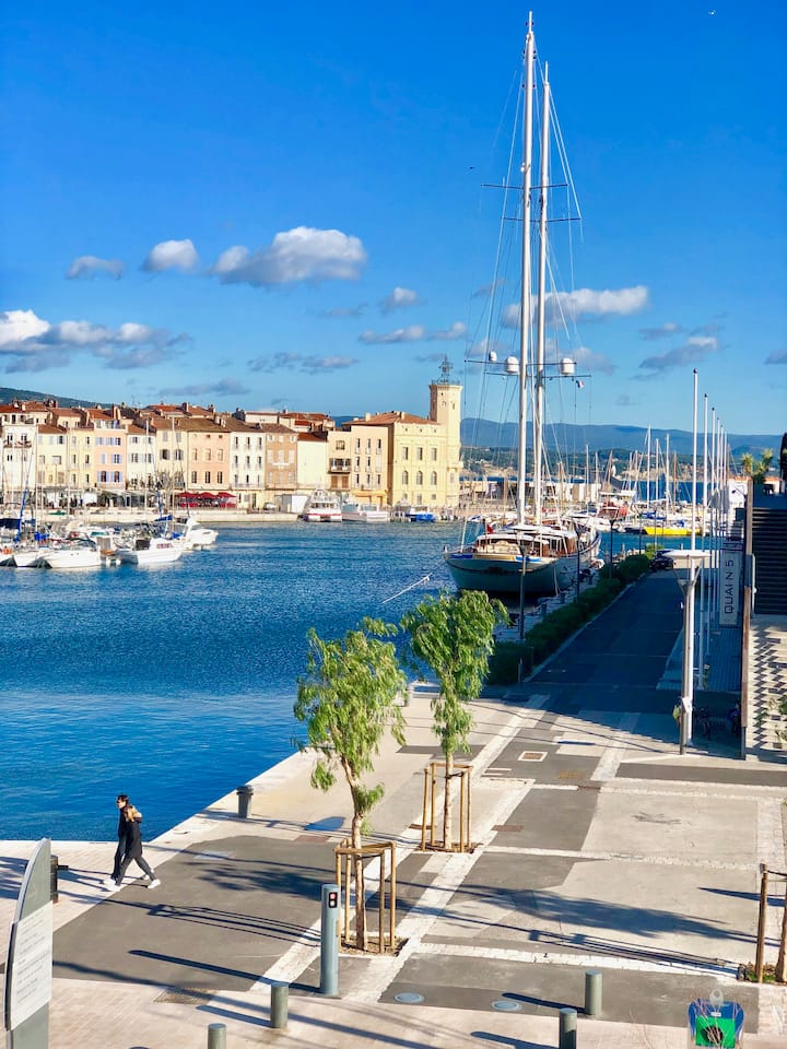 T2 Vieux Port La Ciotat, Vue Panoramique (Parking) - La Ciotat