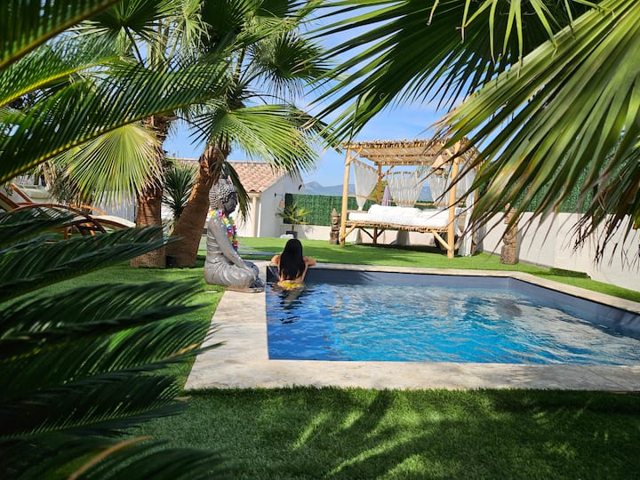 Ô Balinais Suite Jacuzzi Et Piscine Chauffée Privé - Marseille