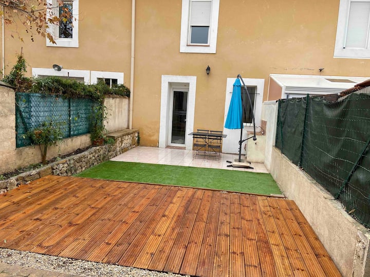 Maison + Jardin. Gare Et Centre - Salon-de-Provence