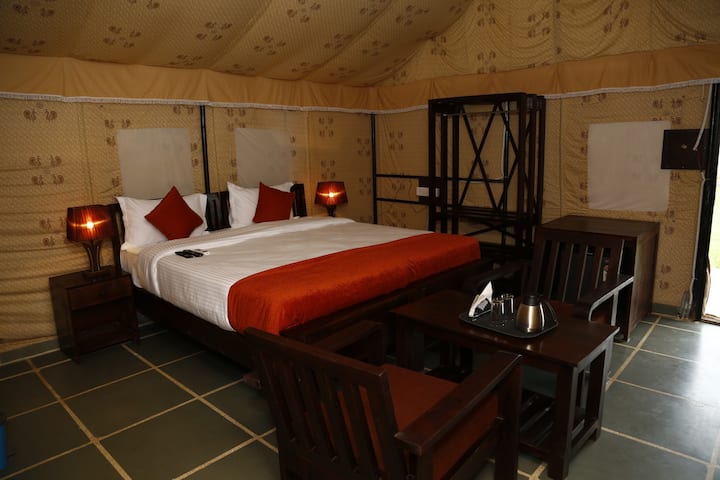 Classic Stopover In The Greens Of Udaipur - Udaipur