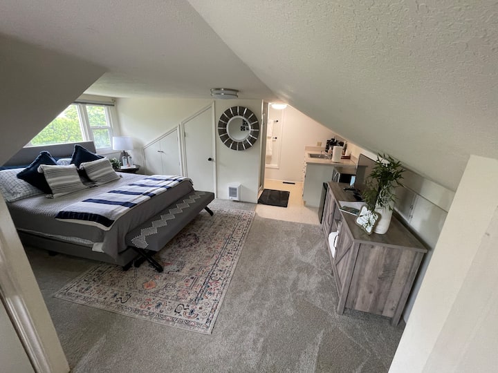 Spacious Studio In Quiet Neighborhood Near Autzen - Eugene, OR