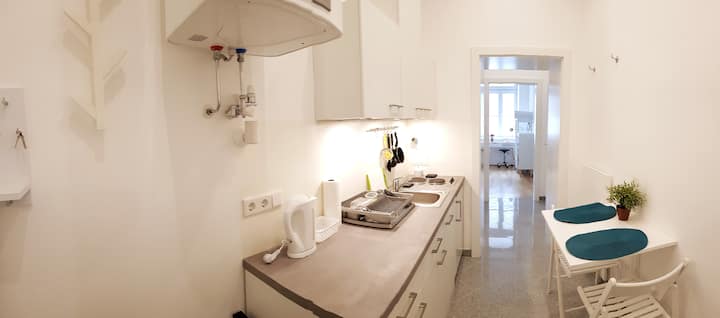 Long Stay Only! - Wien