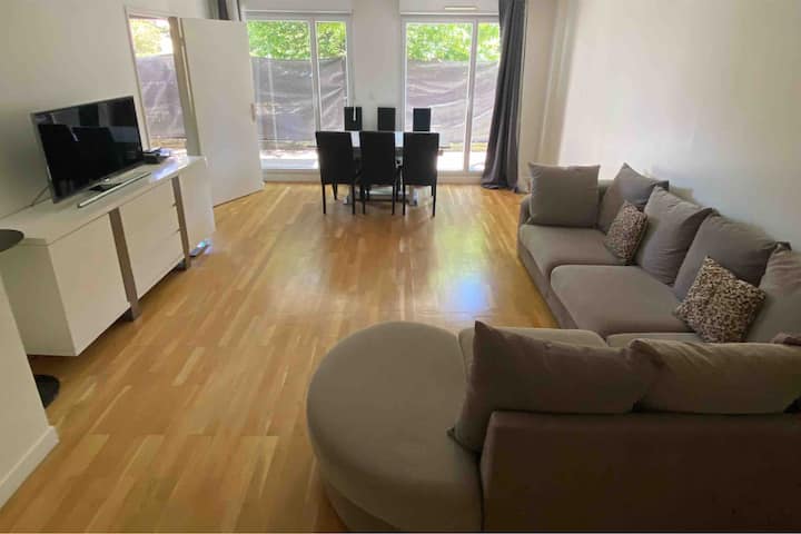 Superbe Appartement En Résidence : Pointe Du Lac - Saint-Maur-des-Fossés