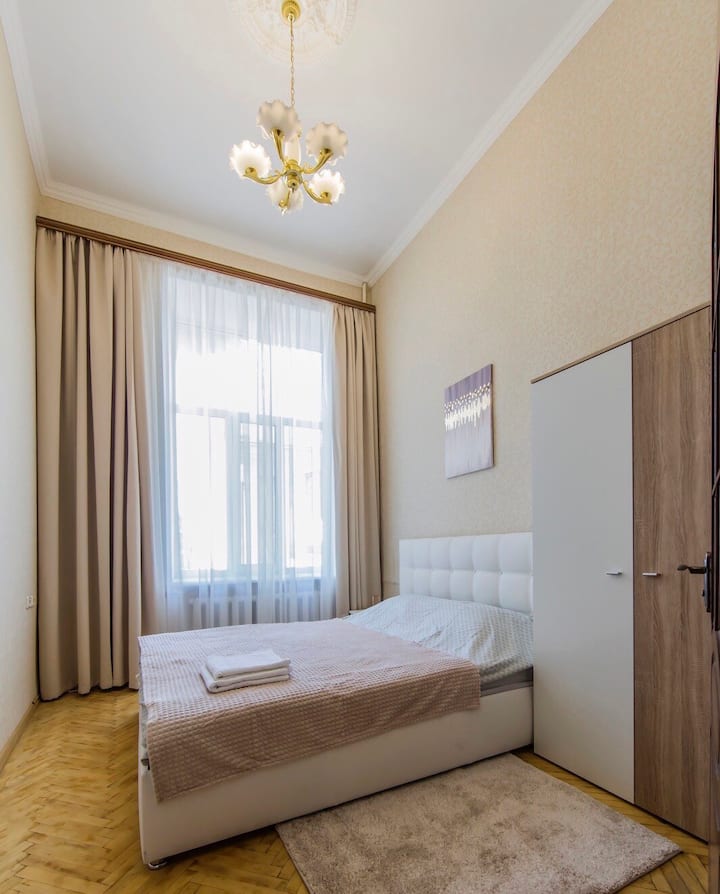Central Kiev Apartment - Kiew
