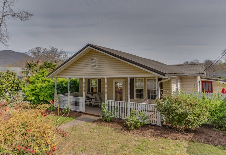Charming Spacious Home 8miles To Equestrian Center - Tryon, NC