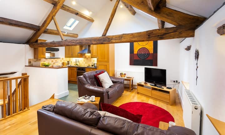 The Hayloft - Grange-over-Sands