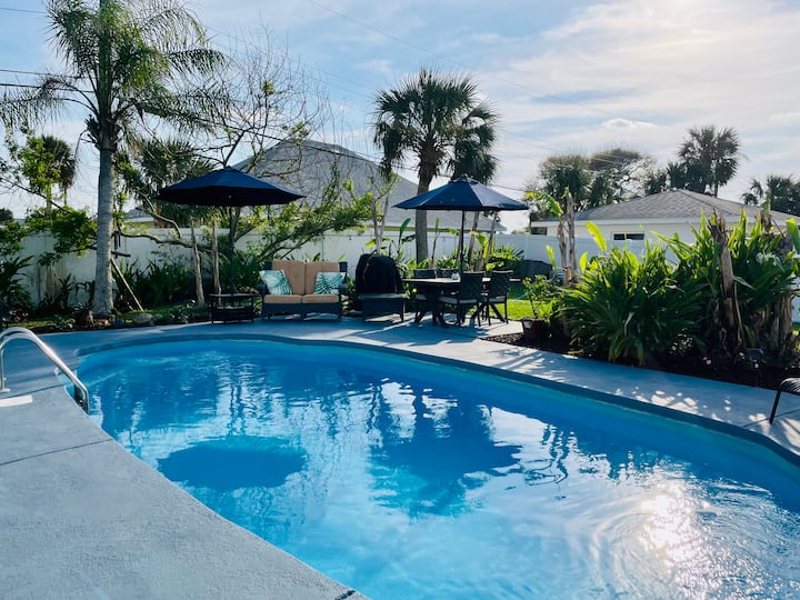 Ormond Oasis Retreat • Pool & Hot Tub - Ormond Beach, FL