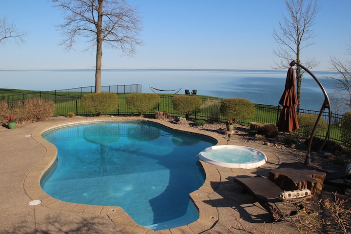 Amazing Waterfront Home - Ontario, NY