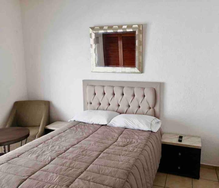 Casa Con Alberca Privada, 3 Cuartos Y Cochera - Acapulco