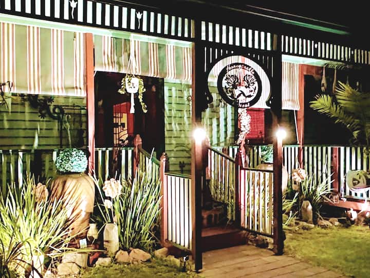 Honeysuckle Retreat - Tongala