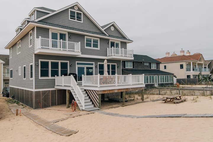 Oceanfront 6BR Home with Private Beach - Houses for Rent in Point ...