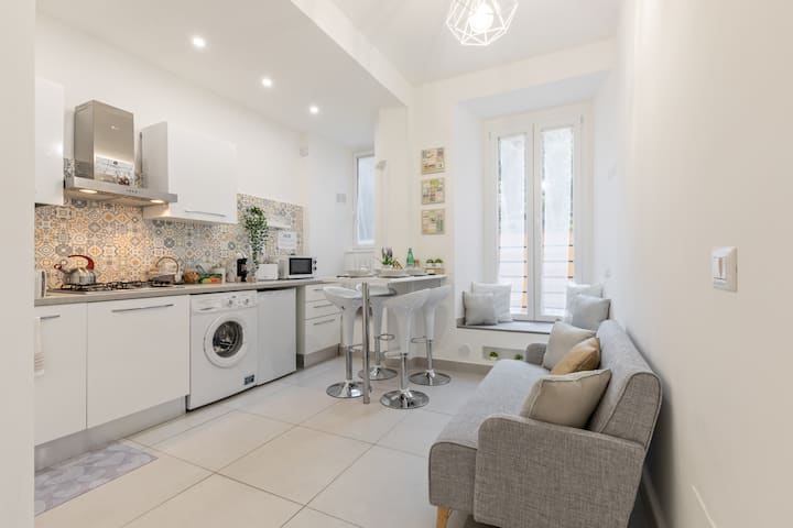 Rome City Nest – 2br Flat Steps To Metro A - Rome