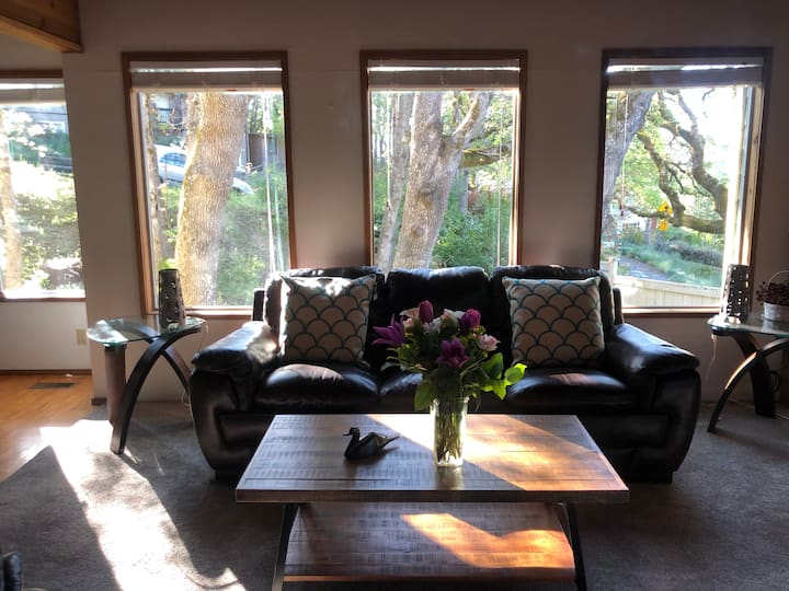 College Hill, Beautiful Trees, Quiet Space. - Eugene, OR