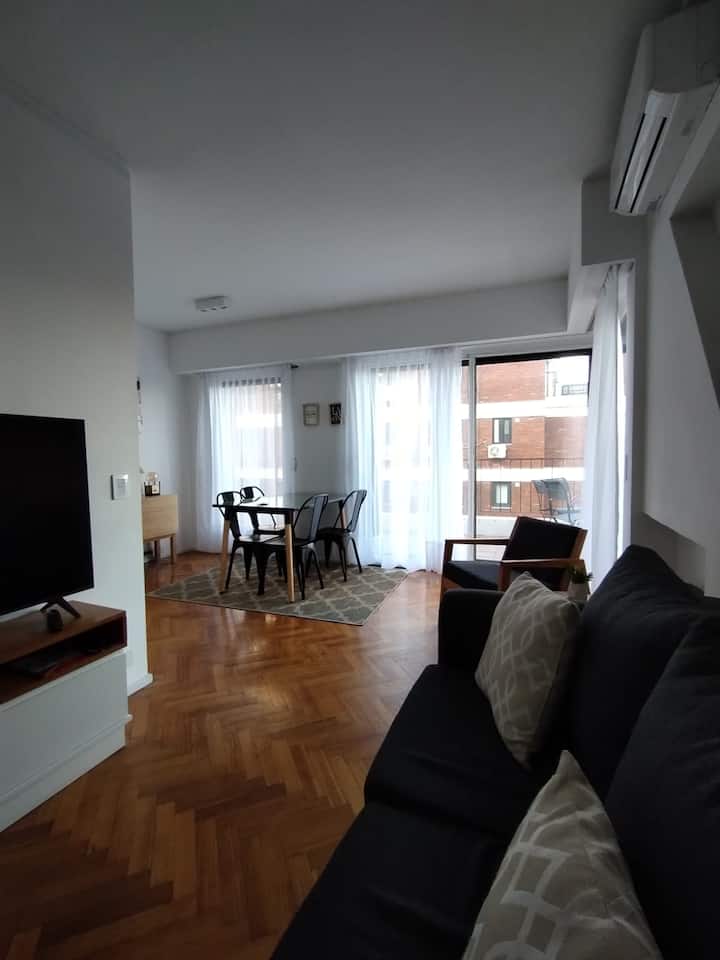 Depto Amplio Con Gran Terraza - Recoleta