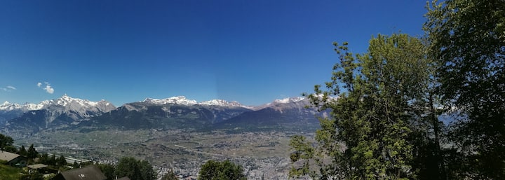 Unique: Camping Paradise & Splendid Mountain View - Sion