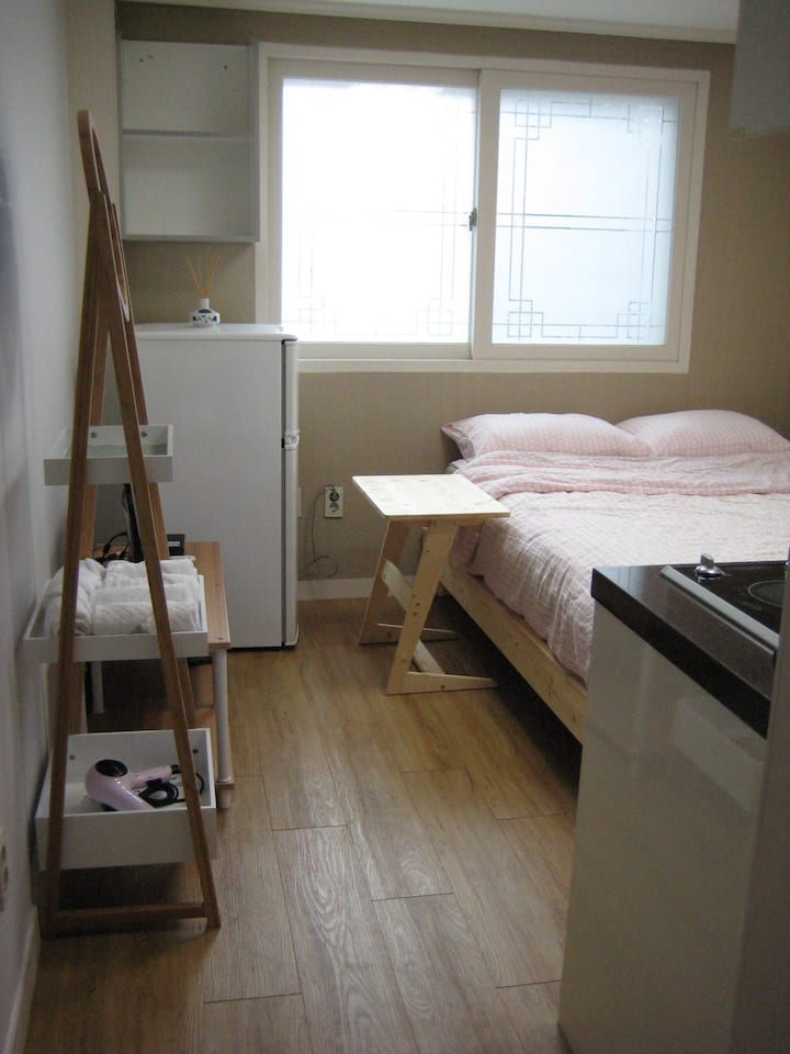 [Cosy House]@hongdae, Yeonnamdong - South Korea