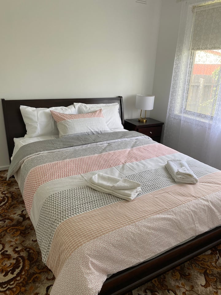 Comfy 3 Bedroom House 15min From Airport And City - Melbourne