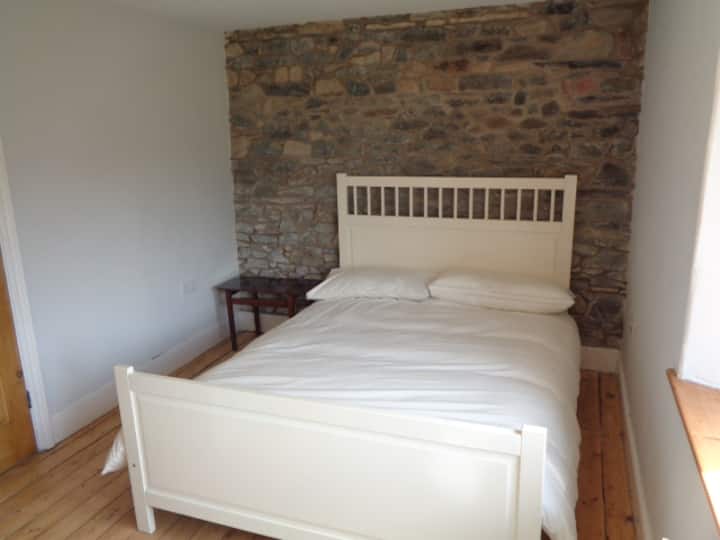 Funky Modernised 2 Bedroom Lakeland Stone Cottage - Sedbergh
