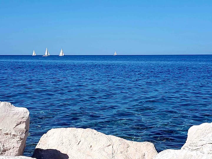 Near Sea: 2-bedroom Renovated Apartment - Piran