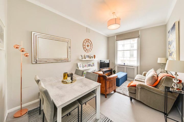 Stylish 1 Bed Notting Hill / Bayswater - London