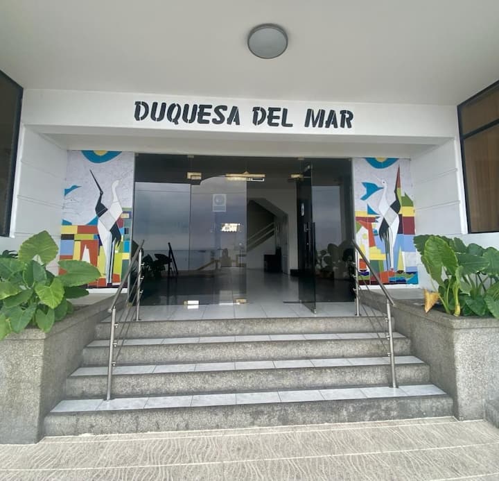 Penthouse Con Vista Panorámica Al Mar En Salinas - Santa Elena