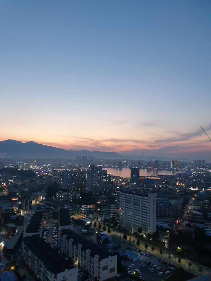 #속초살기 ㆍ한달살기 환영!
간단한취사 ㆍ위치 ㆍ야경 너무너무 이뻐요 - Sokcho-si