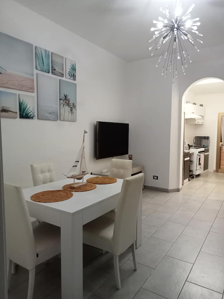 My House, Appartamento In Posizione Centrale - Piombino