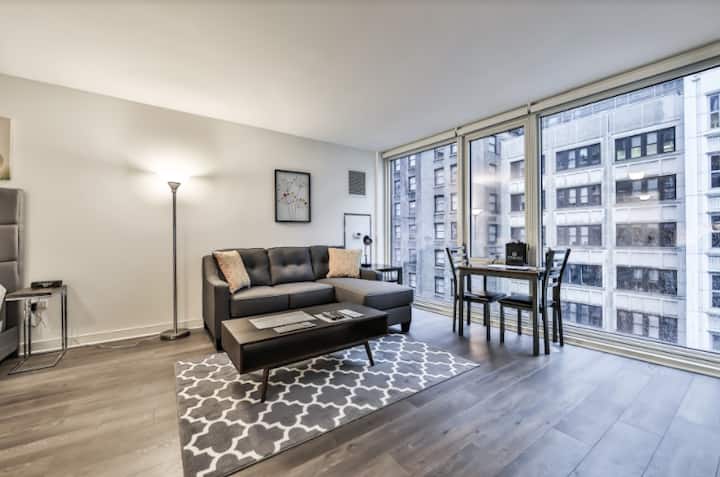 Great Studio Space In Amenity Packed Loop Building - Chicago