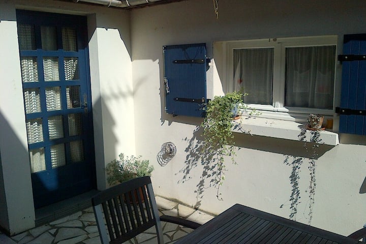 Beau Studio Au Calme En Ville Avec Jardin. - Rouen