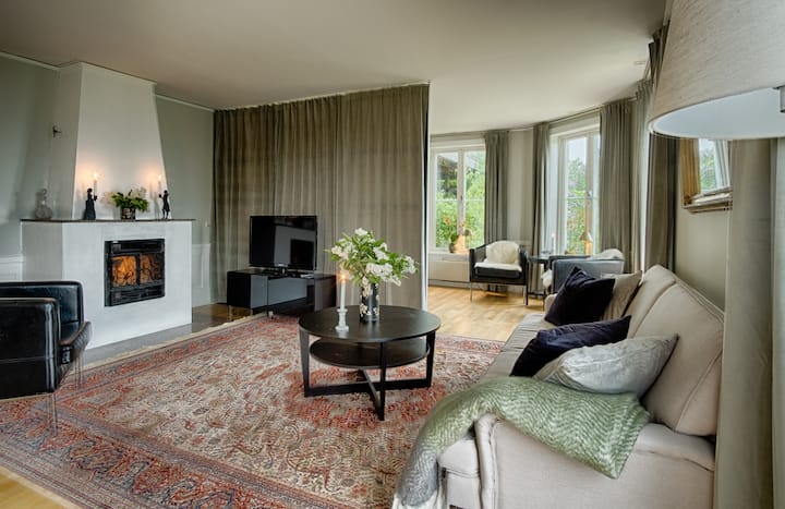 Nice, Comfy Apartment Near Drottningholms Castle - Stockholm