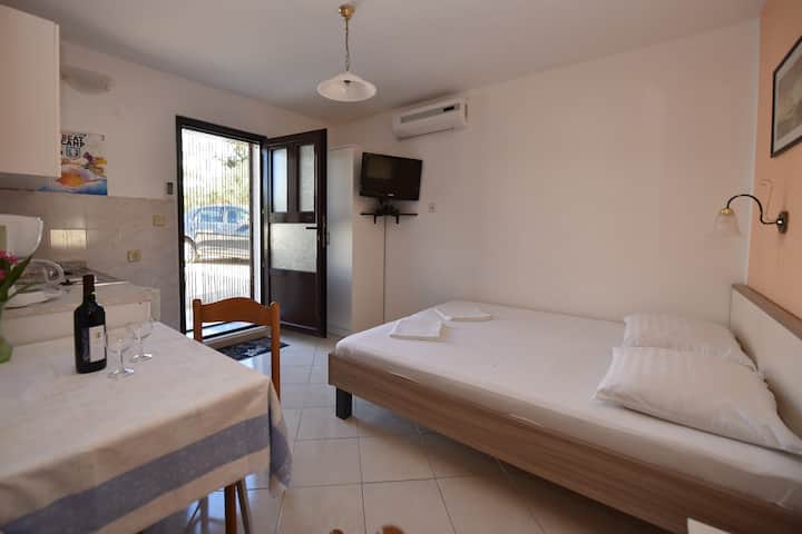 Studio Apartman - Novalja