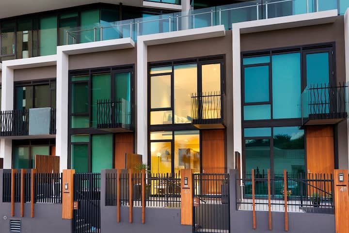 St Kilda Beach Resort Style Luxury - Melbourne