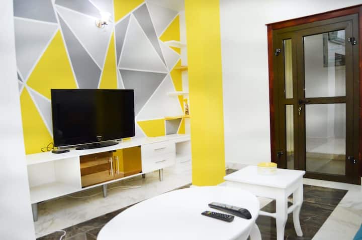 Quartier Bastos : locations de vacances et logements - Quartier Bastos ...