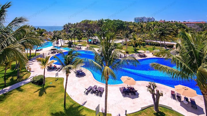 Beautiful Beach Front Condo In Nuevo Vallarta - Nuevo Vallarta