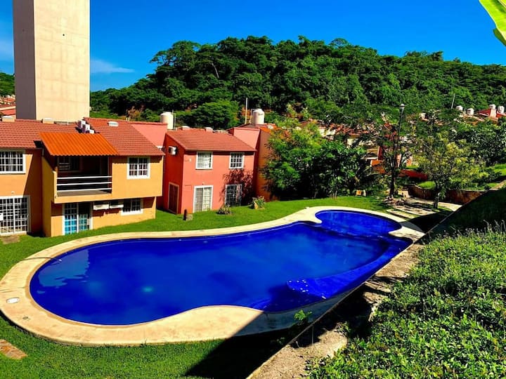 Hermosa Casa Para Vacaciones A 8 Min De Ixtapa - Ixtapa Zihuatanejo