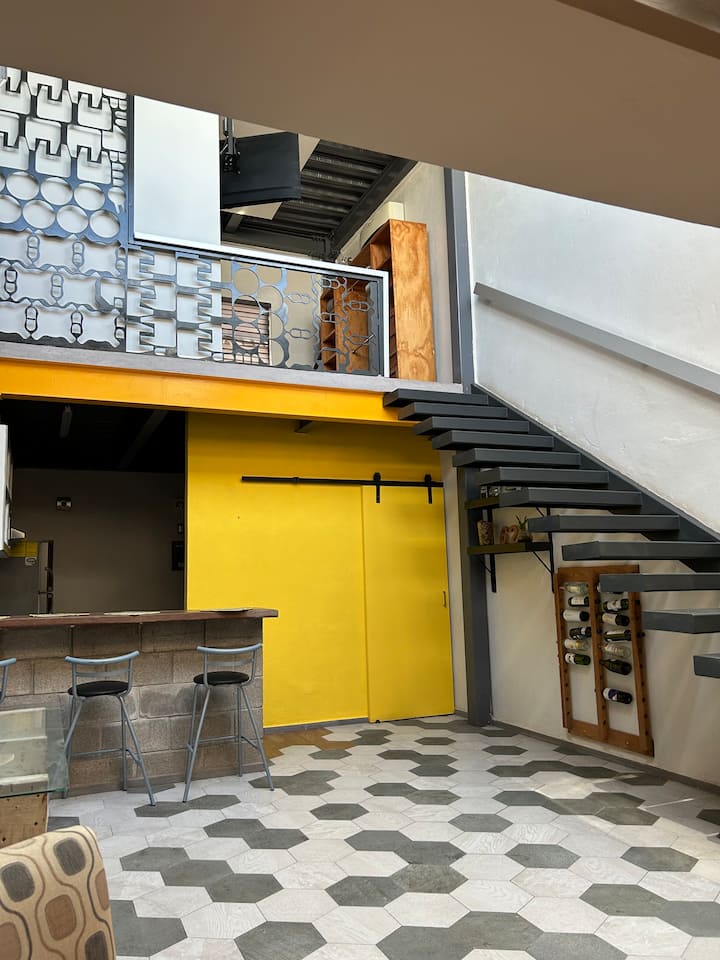 Yellow Loft - Los Mochis