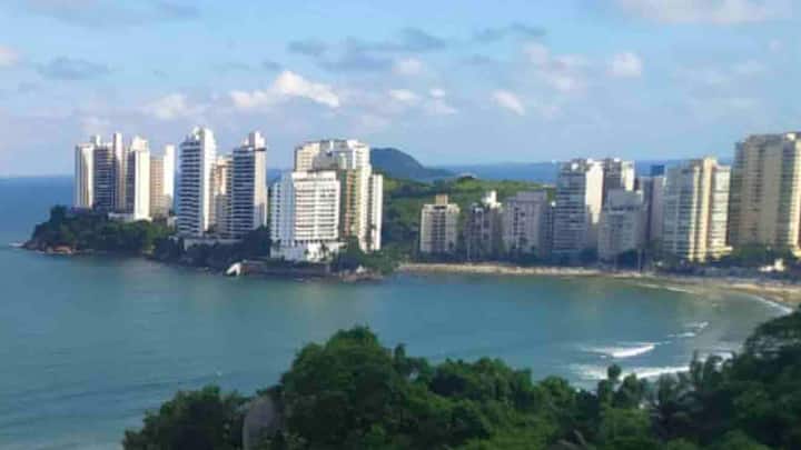 Tenha Uma Linda Vista Do Mar E Ouvindo As Ondas … - Guarujá