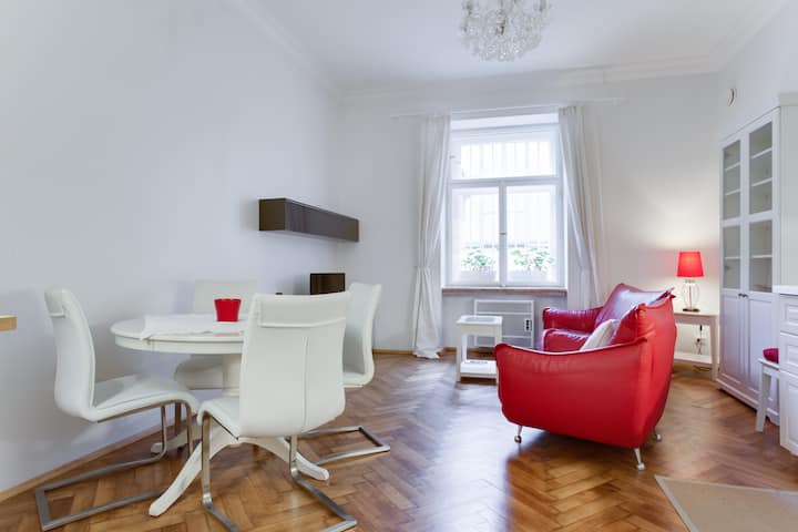 Synagogue Apt In The Old Town Of Prg - Prague