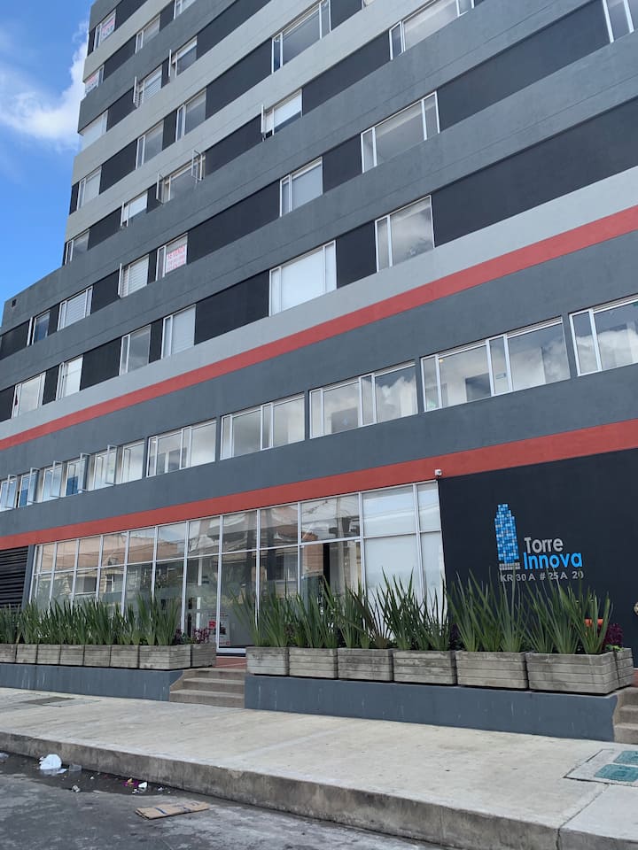 Aparta Estudio Con Excelente Ubicación - Bogota