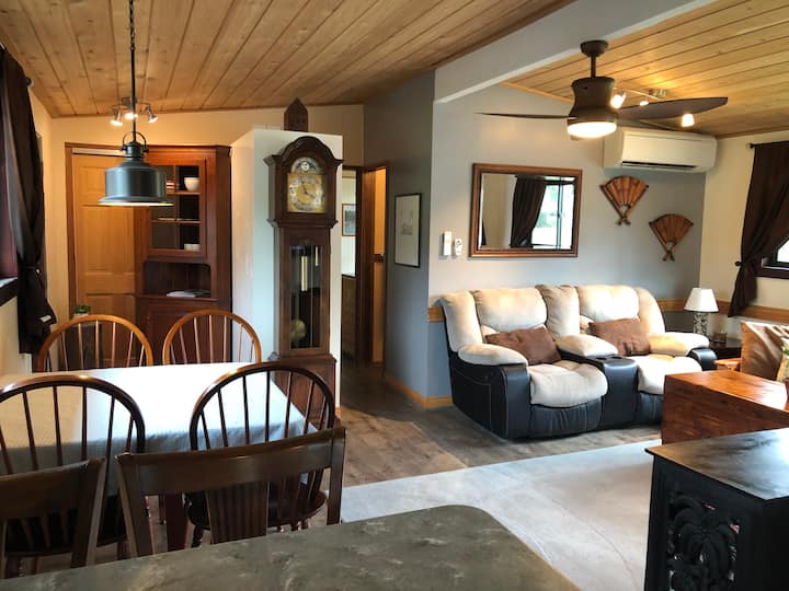 Large 1br-ac-kitchen-2 Tvs-laundry-near Beach - Kailua