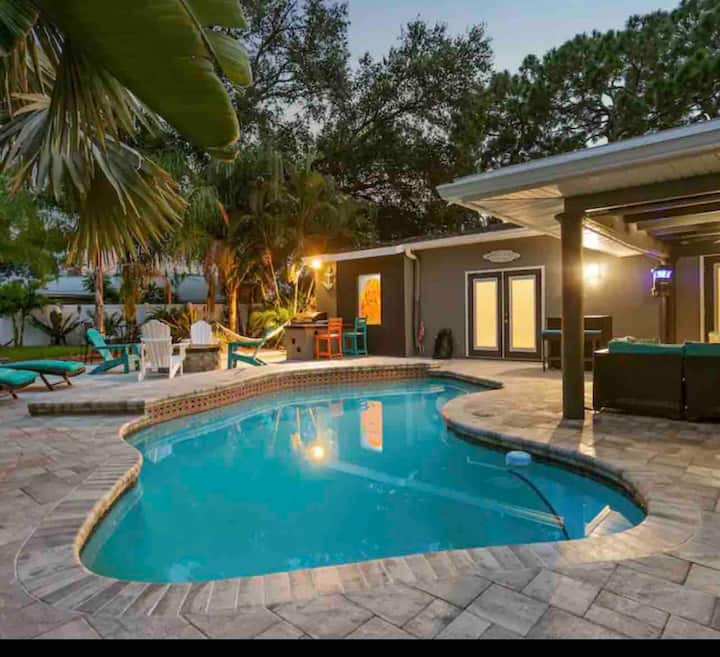 Largo Retreat - Indian Shores, FL