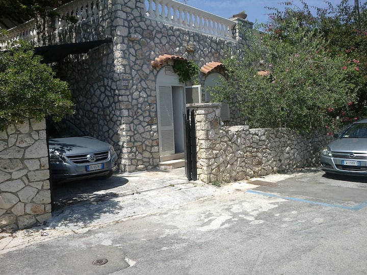 Casa In Pietra Sul Mare Di Castro. - Tricase