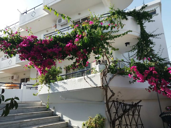 Dolce Vita Sea View Apartment - Rhodes Airport (RHO)