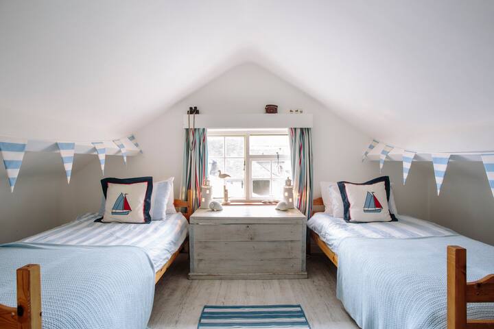 The House On The Corner - Morfa - Morfa Nefyn