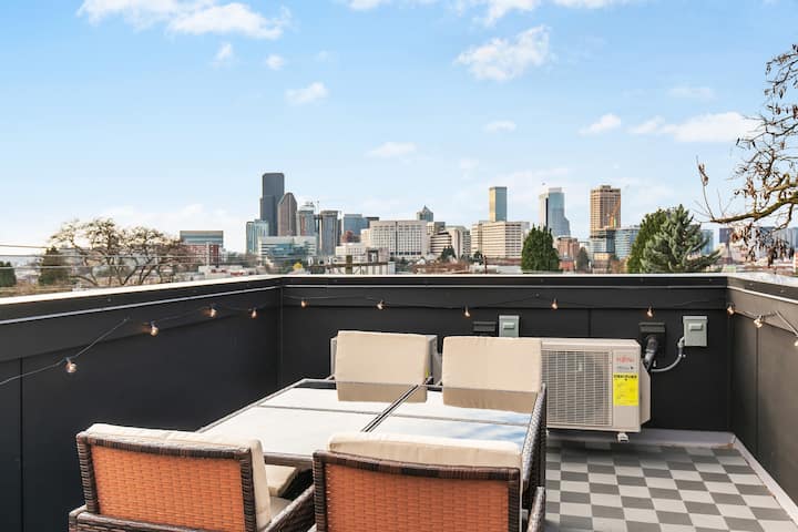 Cozy Brand New 2b2b Space Needle View Pet Friendly - Seattle, WA