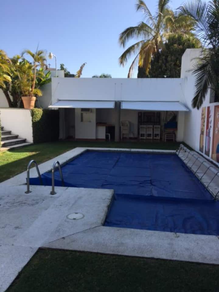 Lindo Bungalow En Fraccionamiento Exclusivo - Cuernavaca