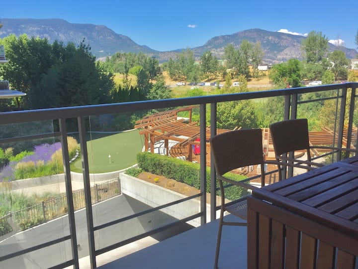 3 Bedroom Condo Steps To The Beach And Downtown - Kelowna