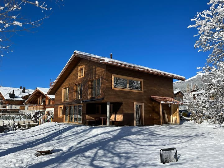 Marvelous Chalet Marvy - Klosters-Serneus